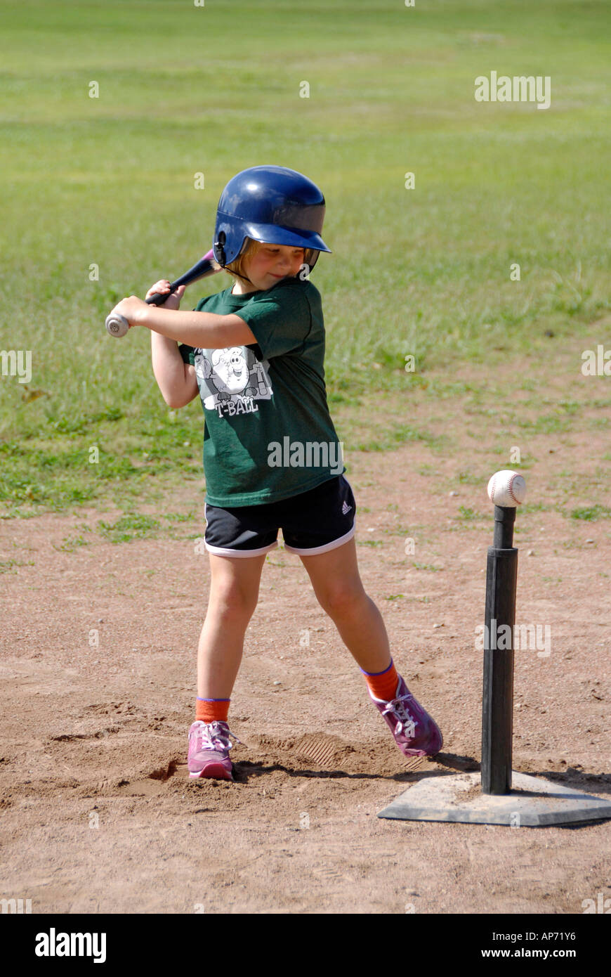 Child baseball practice team hi-res stock photography and images - Alamy