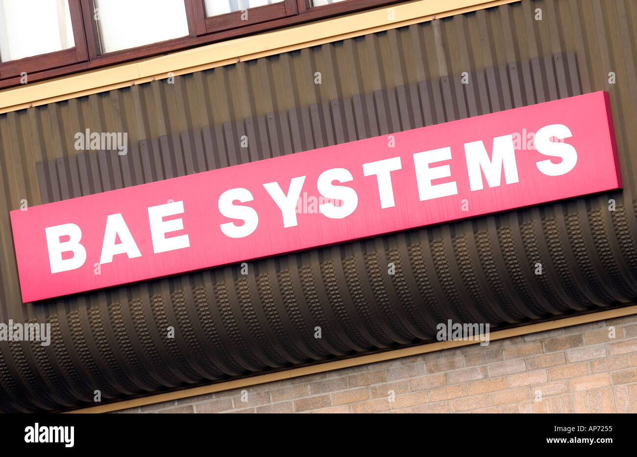 Bae systems logo hi-res stock photography and images - Alamy