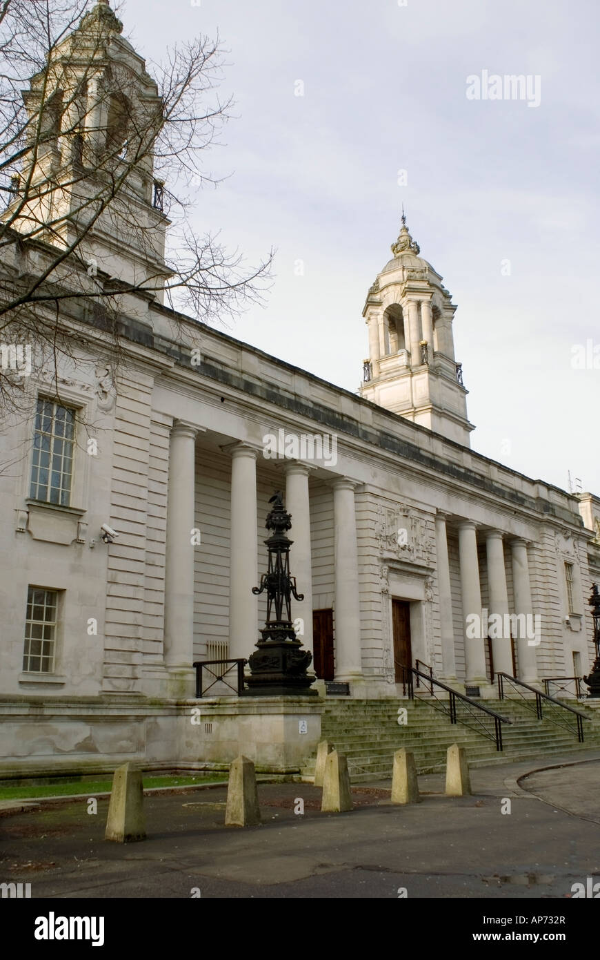 Cardiff county court hi-res stock photography and images - Alamy