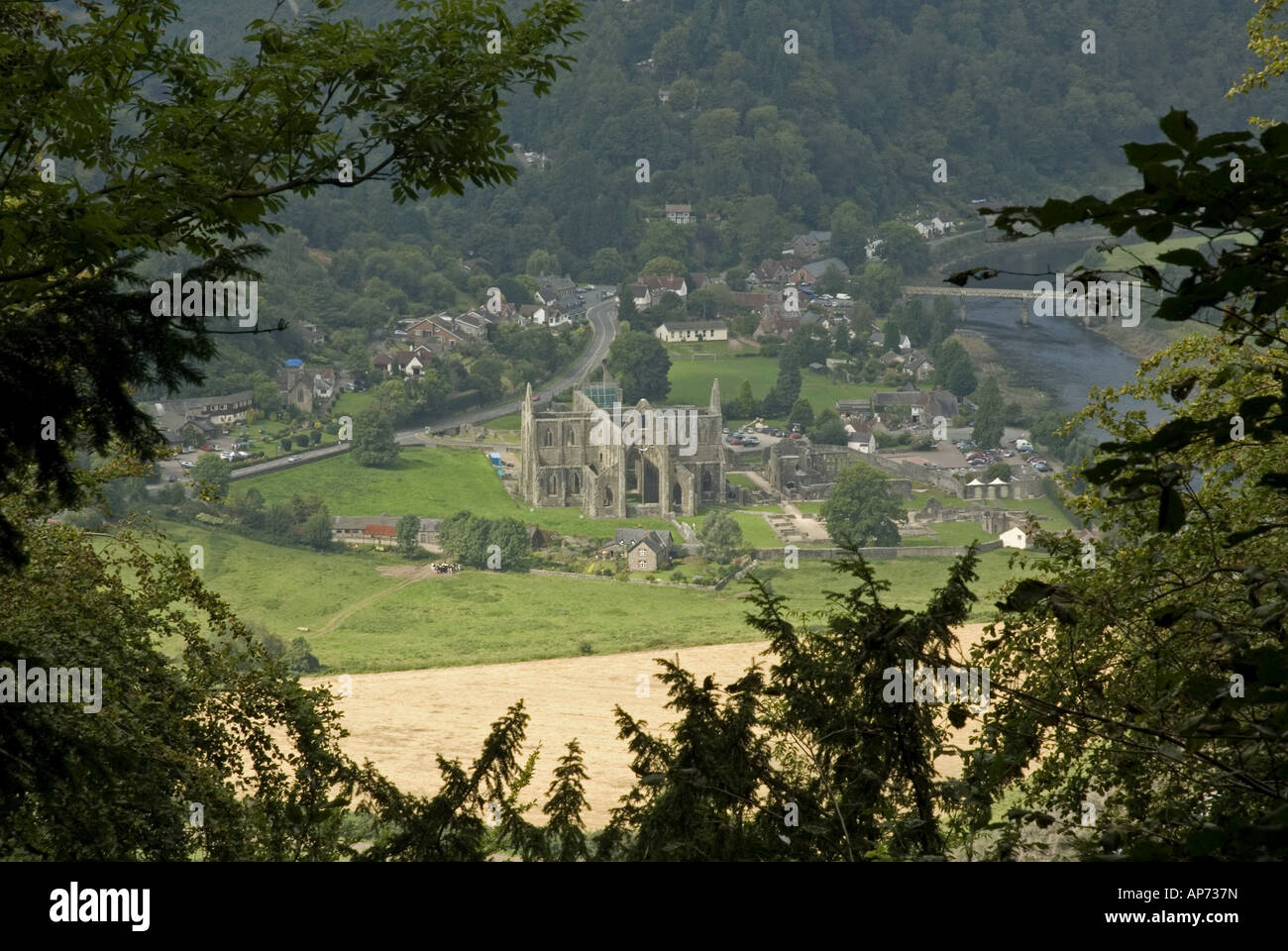Devils pulpit tintern hi-res stock photography and images - Alamy