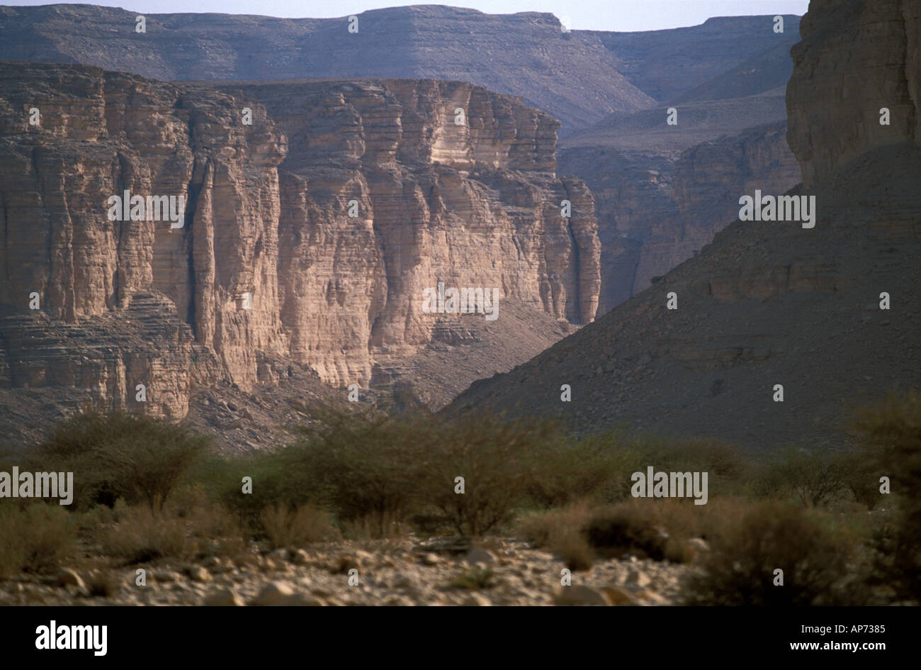 Tuwaiq hi-res stock photography and images - Alamy