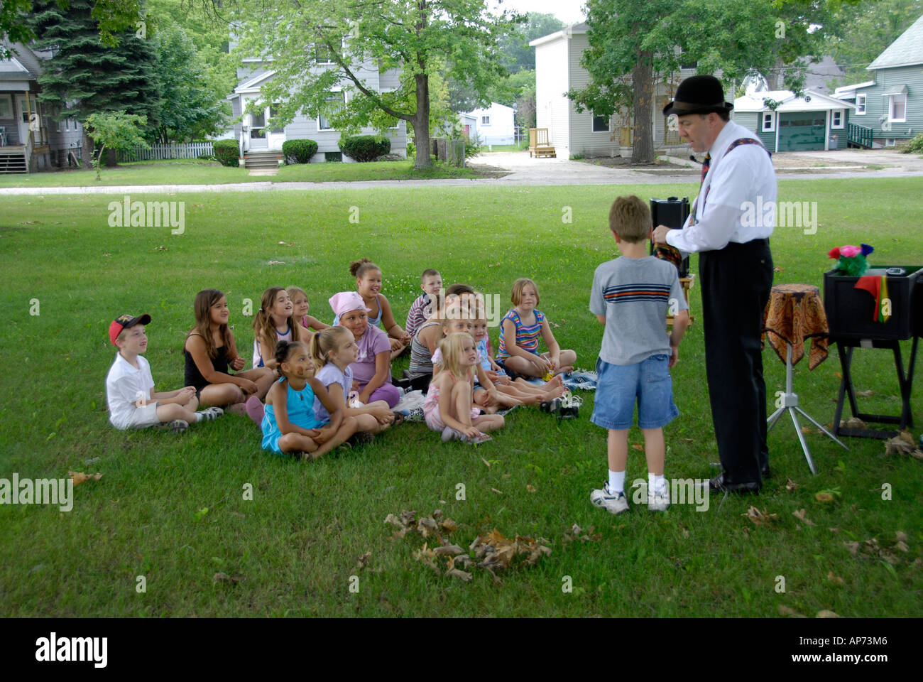Magician performs hi-res stock photography and images - Alamy