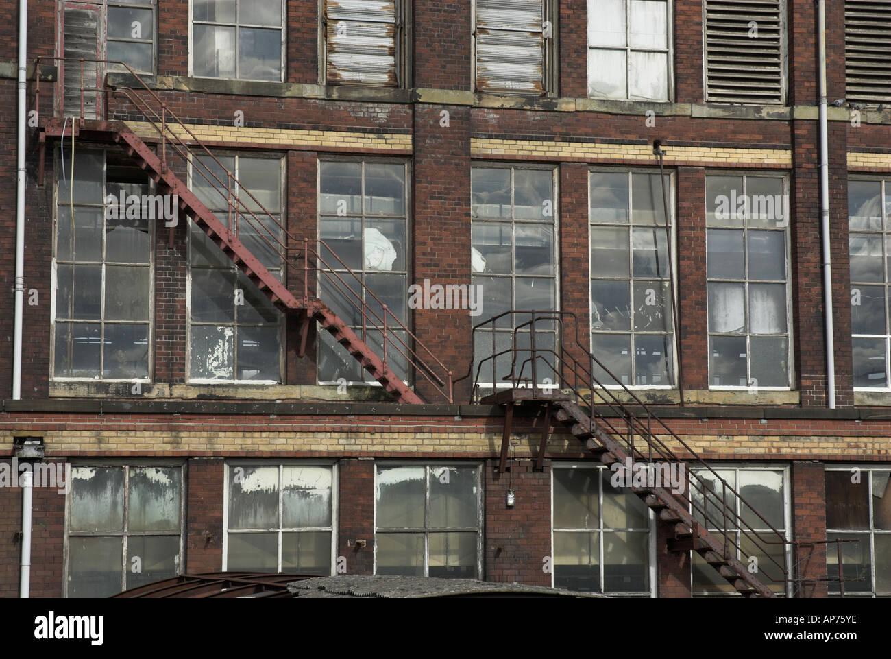Blackburn Factory on the Leeds-Liverpool canal Stock Photo - Alamy