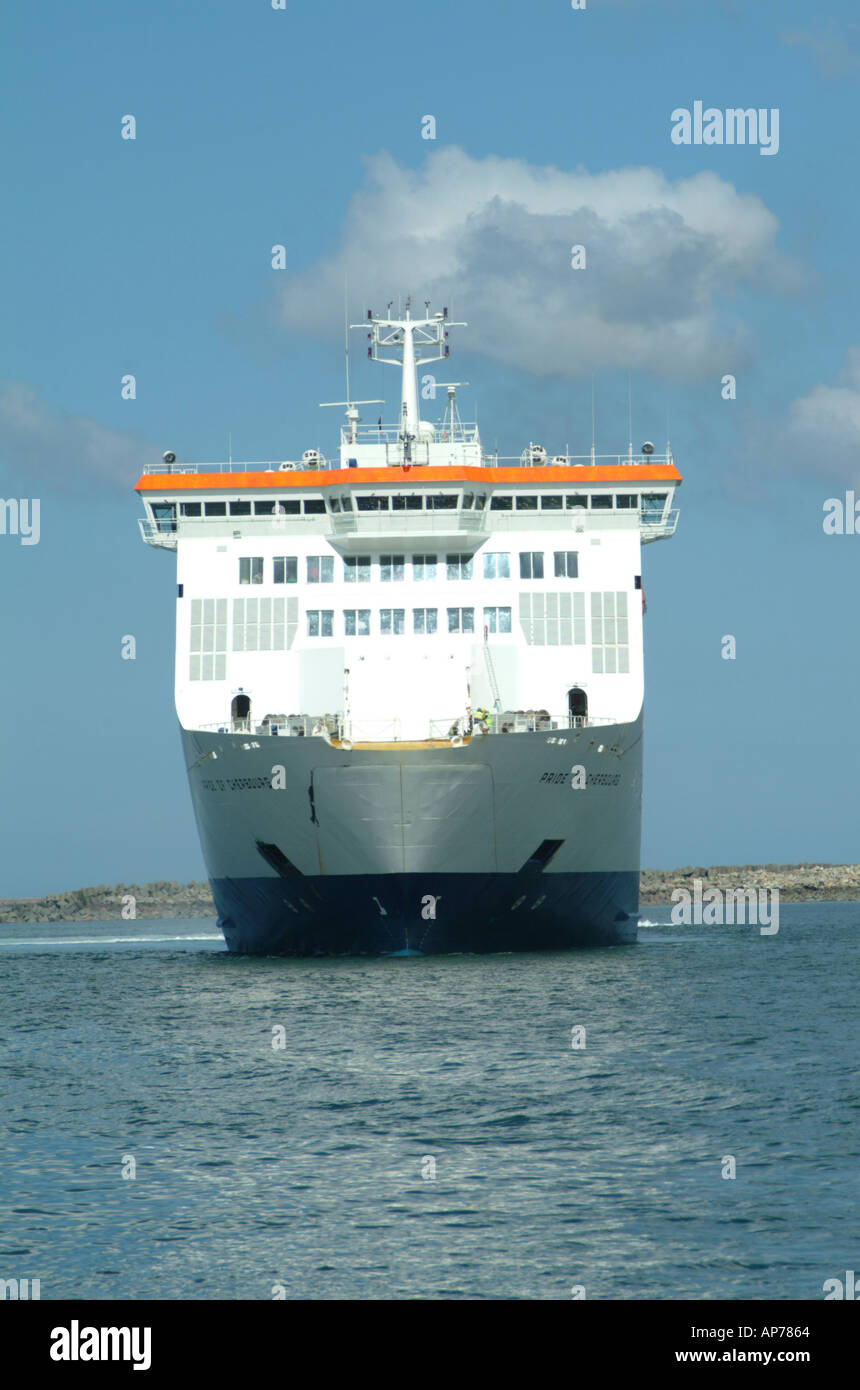 Manoeuvering hi-res stock photography and images - Alamy