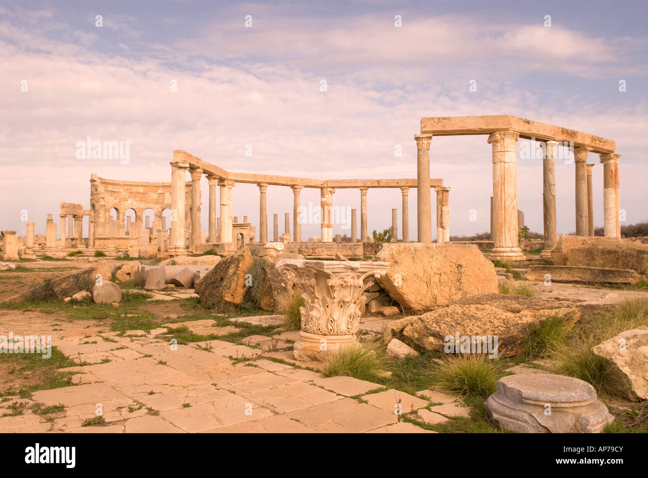 Leptis magna hi-res stock photography and images - Alamy