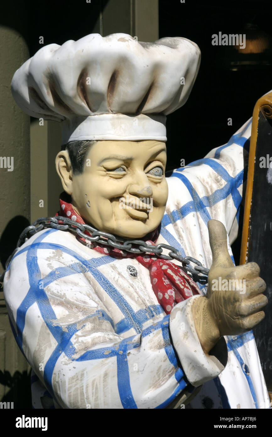 Italian chef statue hi-res stock photography and images - Alamy