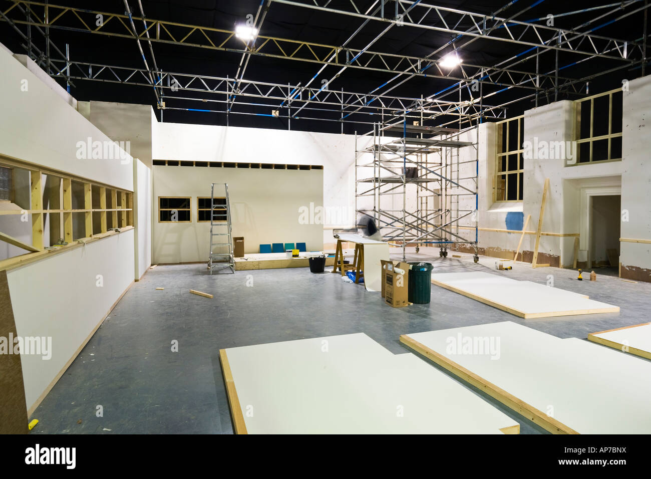 Soundstage interior hi-res stock photography and images - Alamy