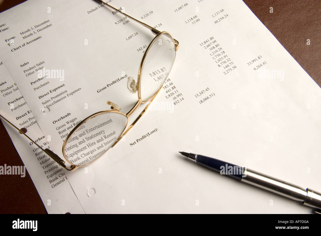 Accounts sheet hi-res stock photography and images - Alamy
