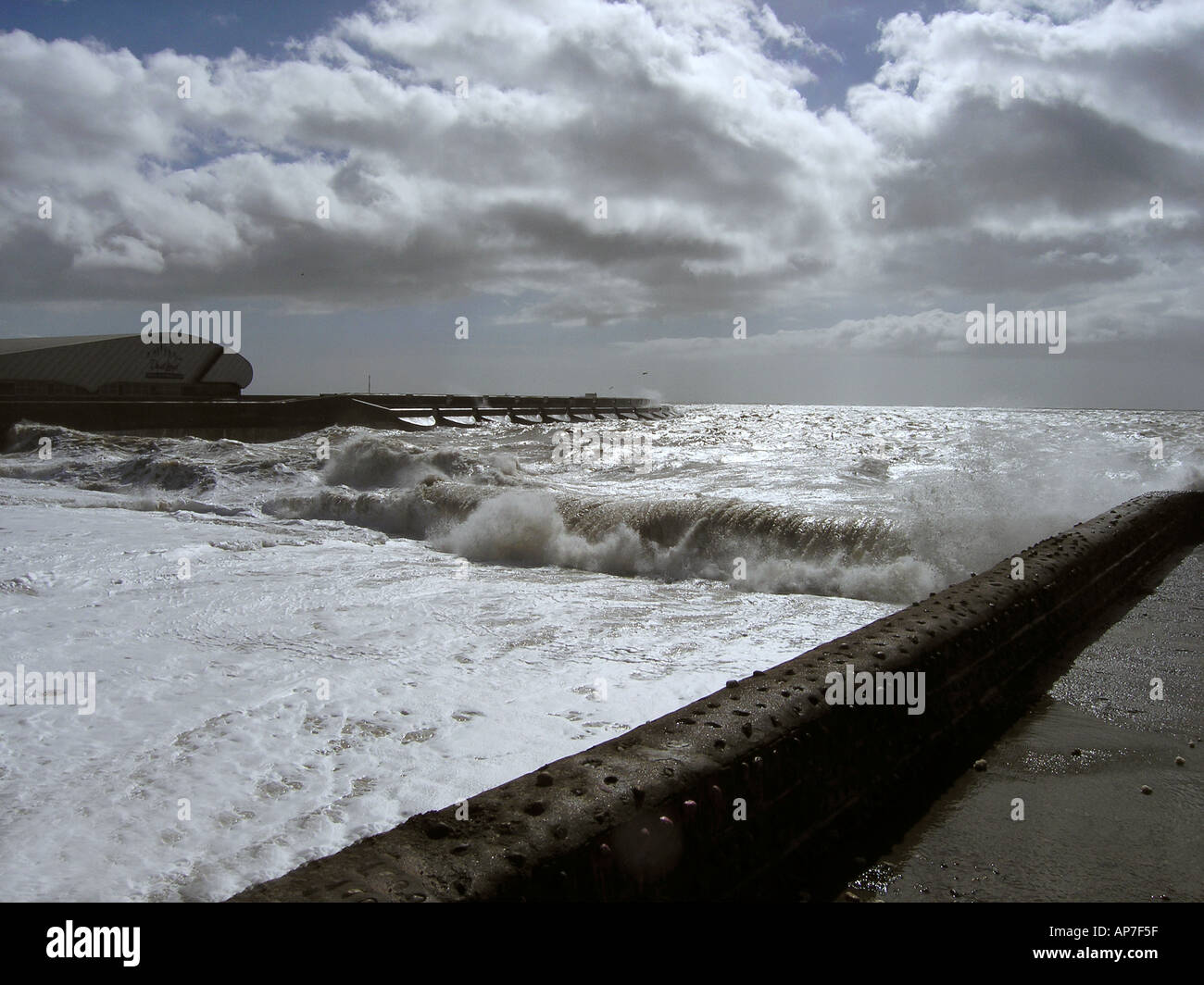 Brighton beach sea foam hi-res stock photography and images - Alamy