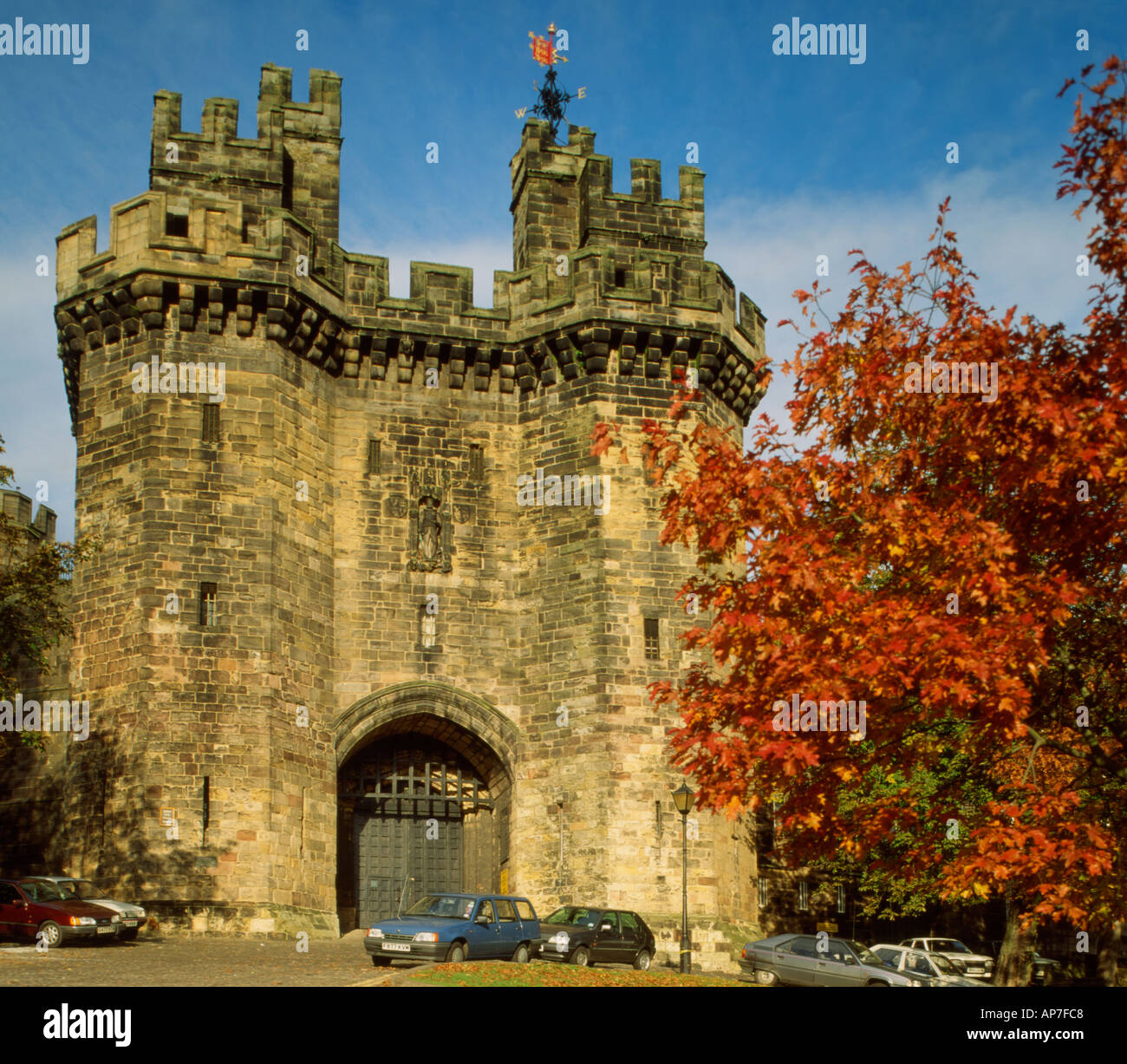 Lancaster castle lancashire hi-res stock photography and images - Alamy