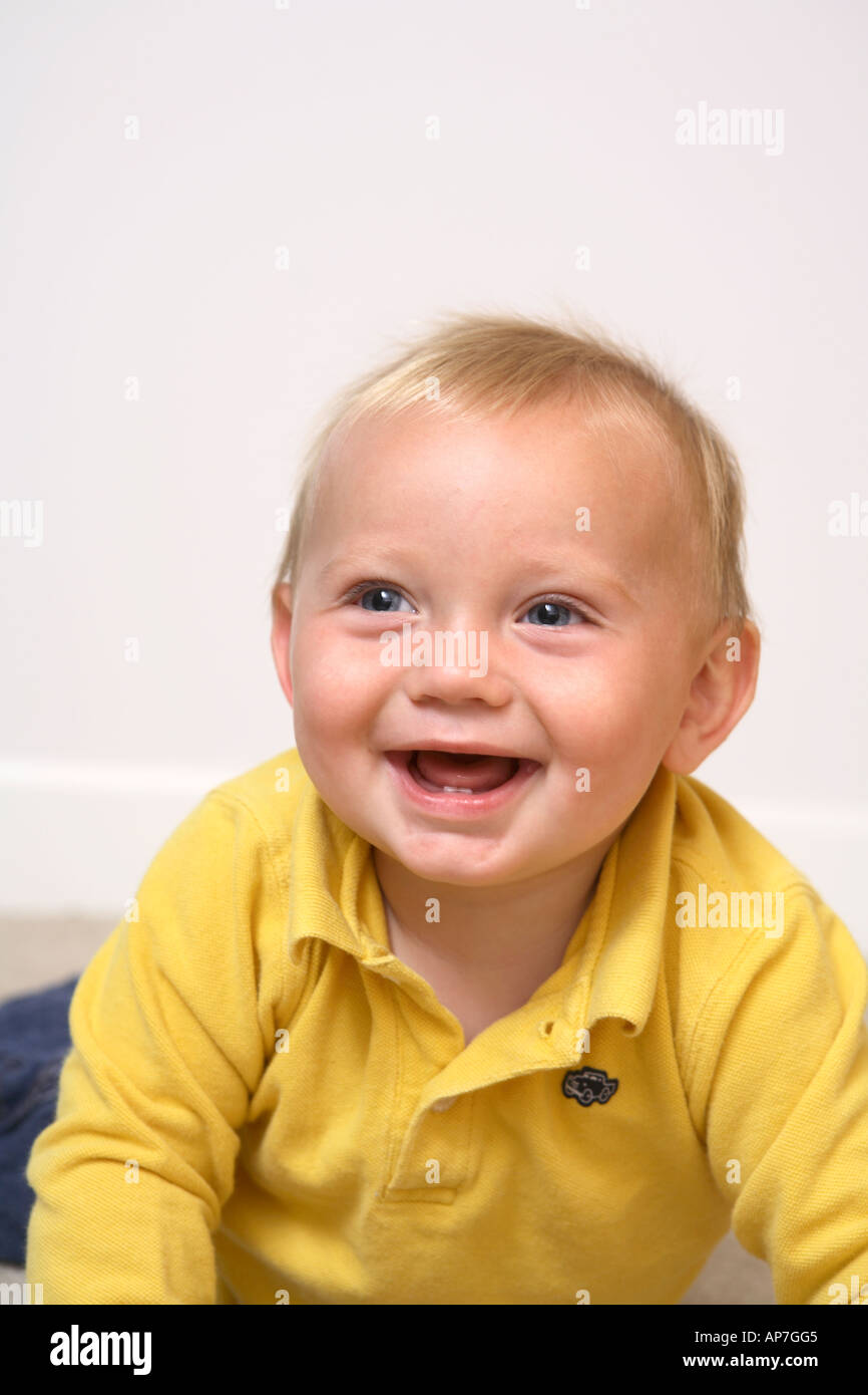 9 month old baby smiling Stock Photo - Alamy