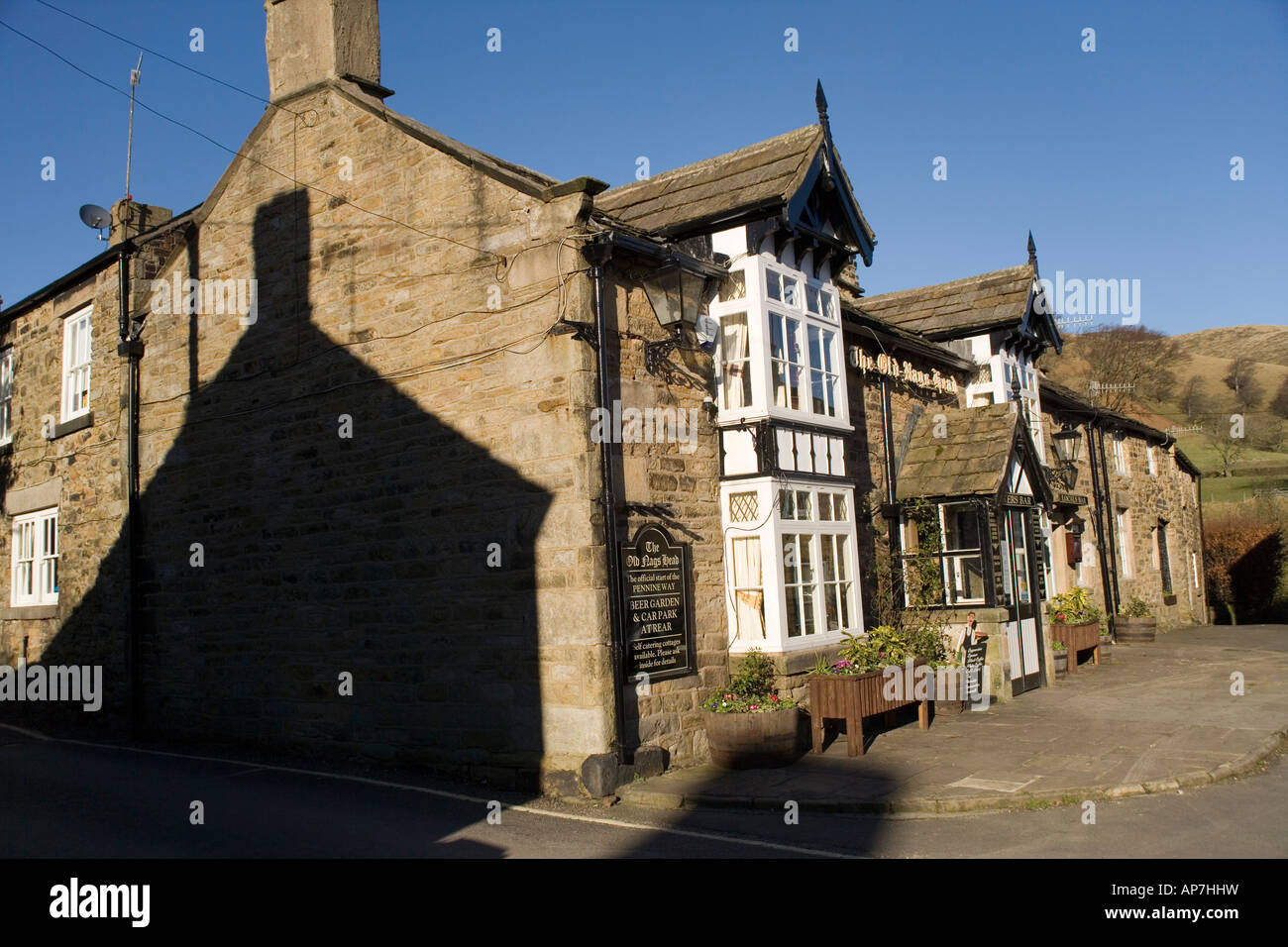 The Old Nags Head Pub in Edale the start of the Pennine Way, Derbyshire ...