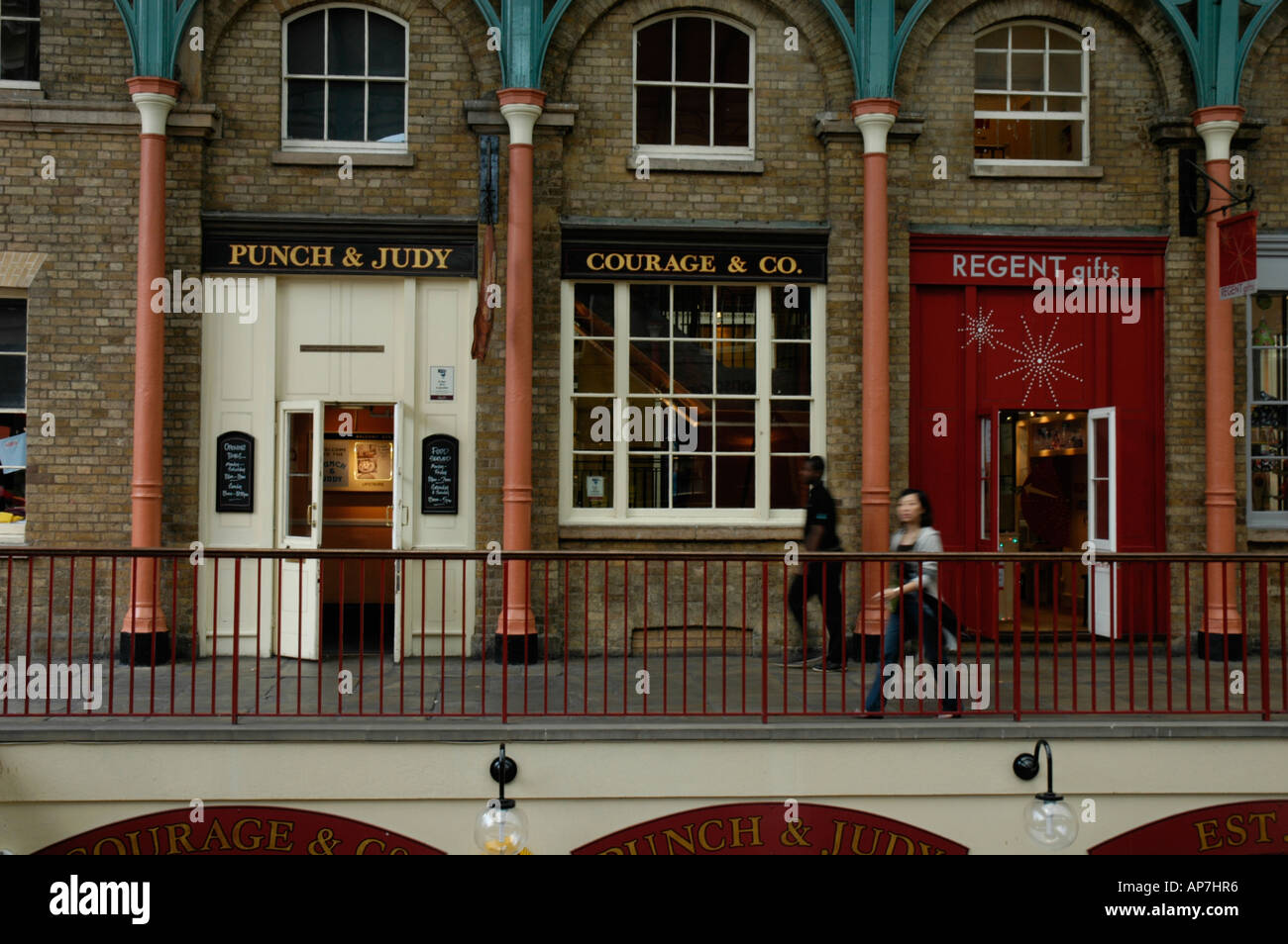 Shops and pub inside Covent Garden market London UK Stock Photo - Alamy