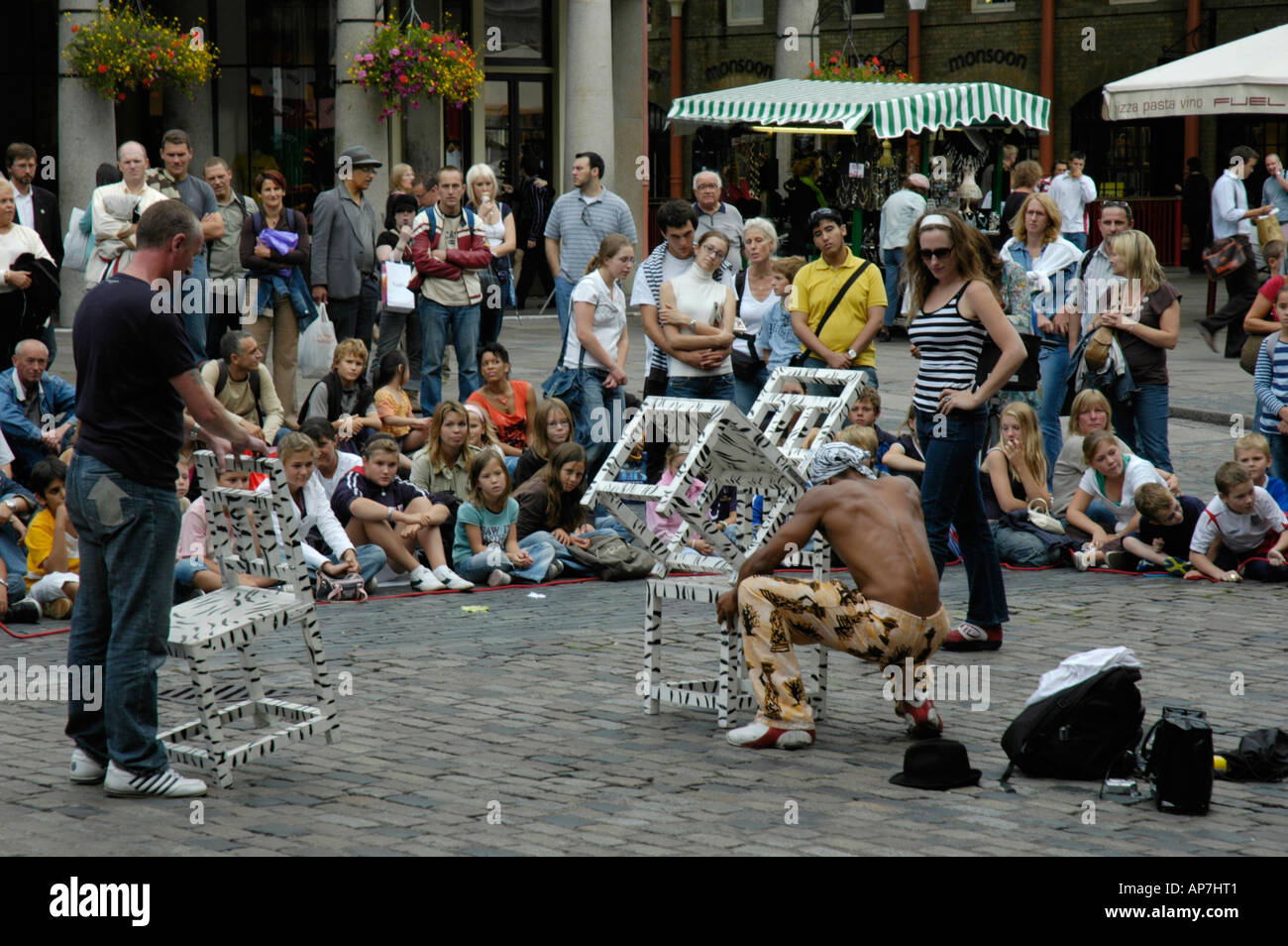 Visit juggling hi-res stock photography and images - Alamy