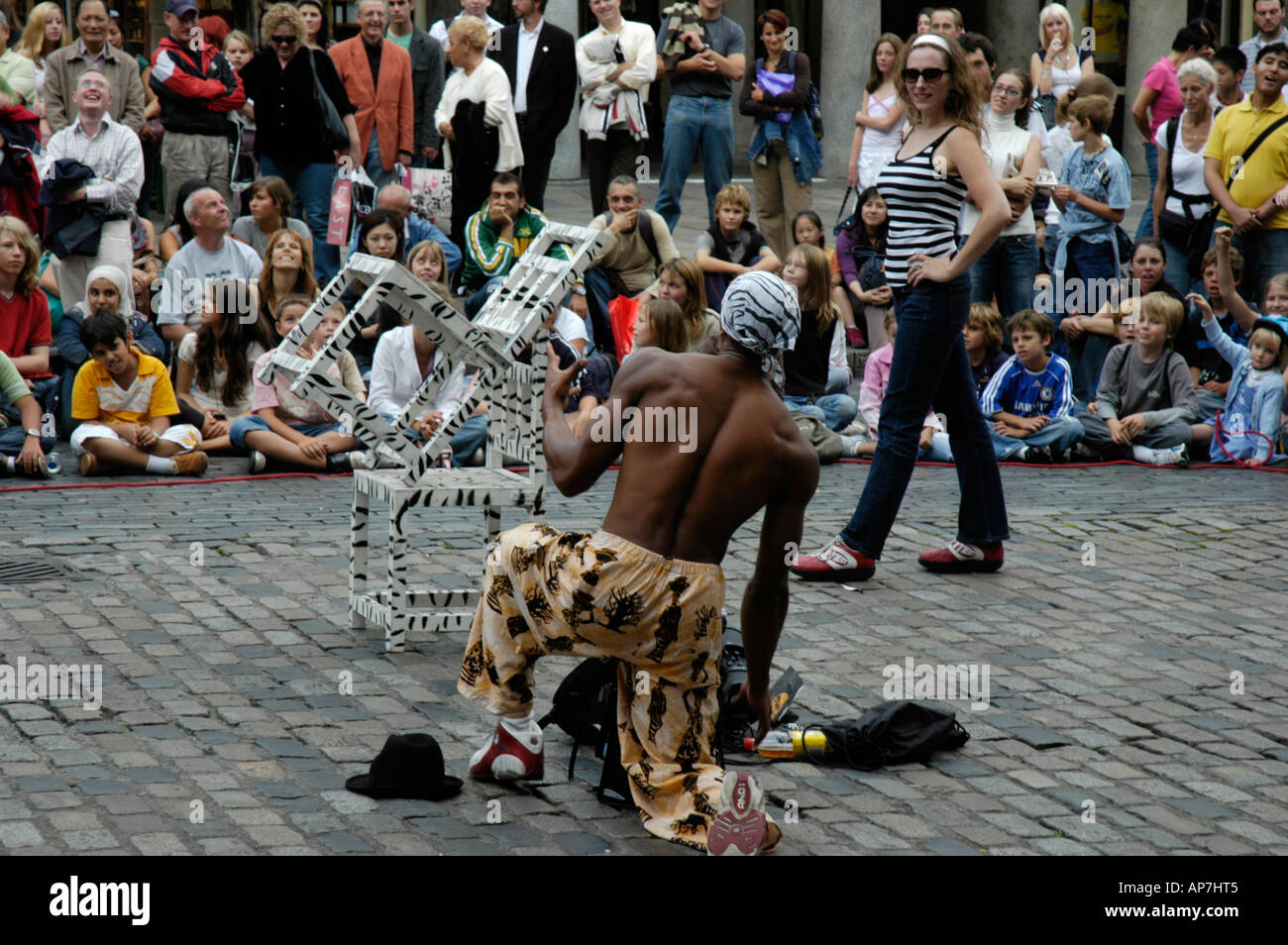 Visit juggling hi-res stock photography and images - Alamy