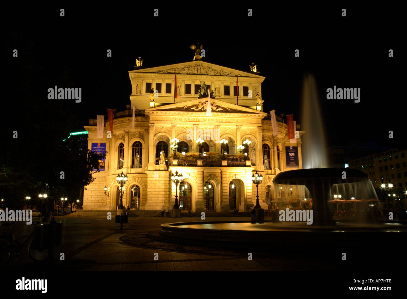 Frankfurter opernplatz hi-res stock photography and images - Alamy