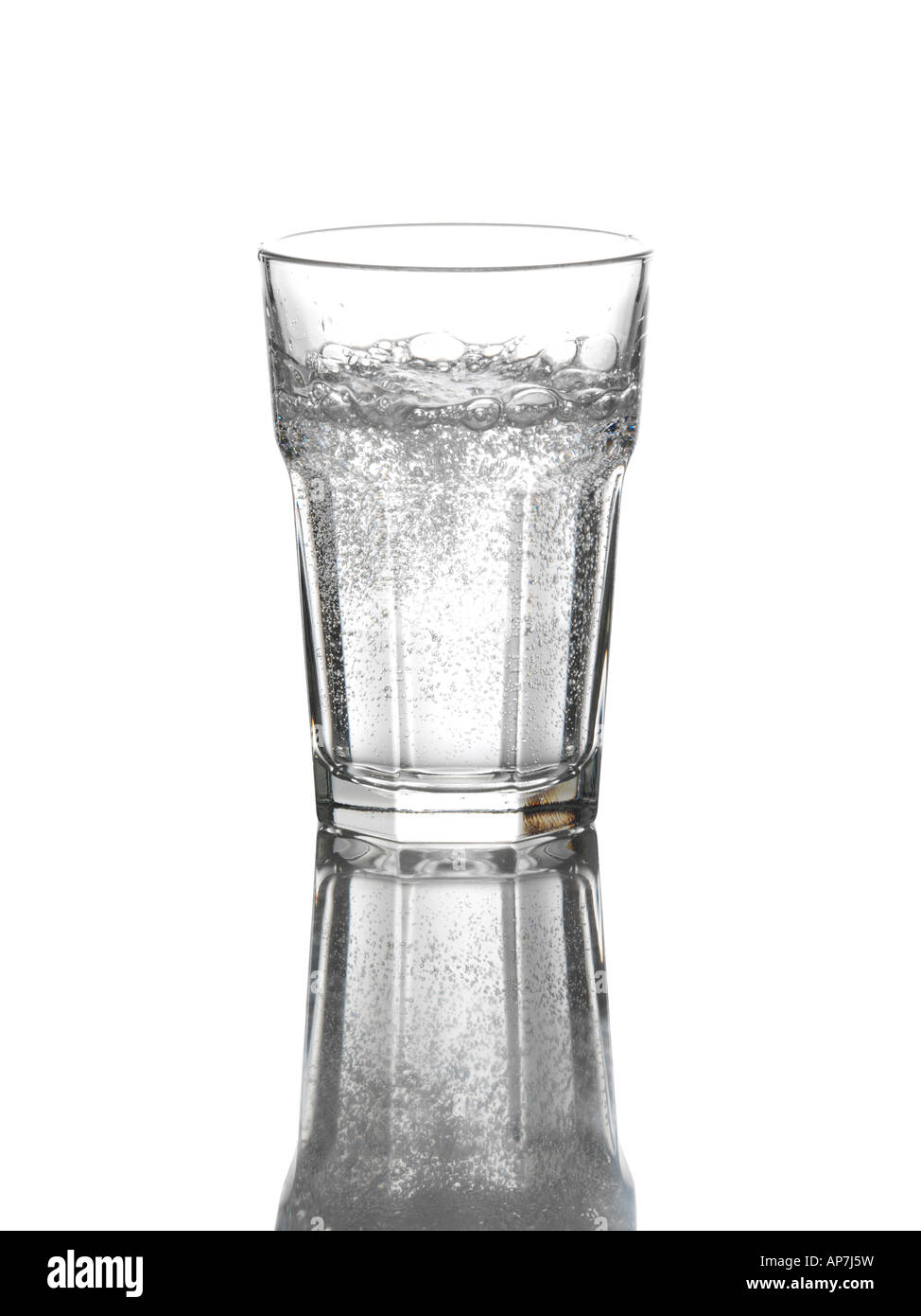 Fizzy drink glass close up hi-res stock photography and images - Alamy