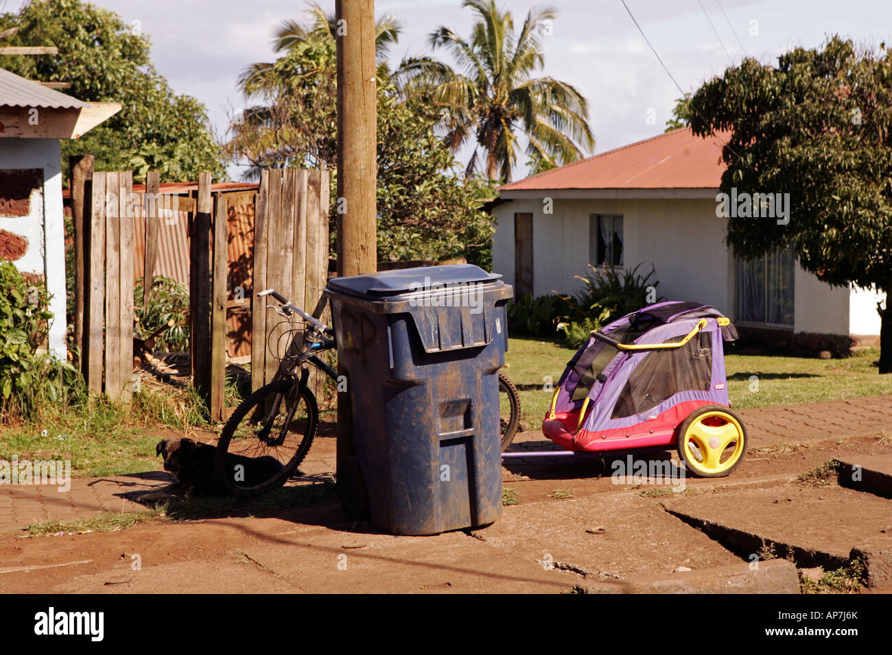 Hanga Roa, Rapa Nui, Isla de Pascua, Easter Island, Chile, bin and bike ...