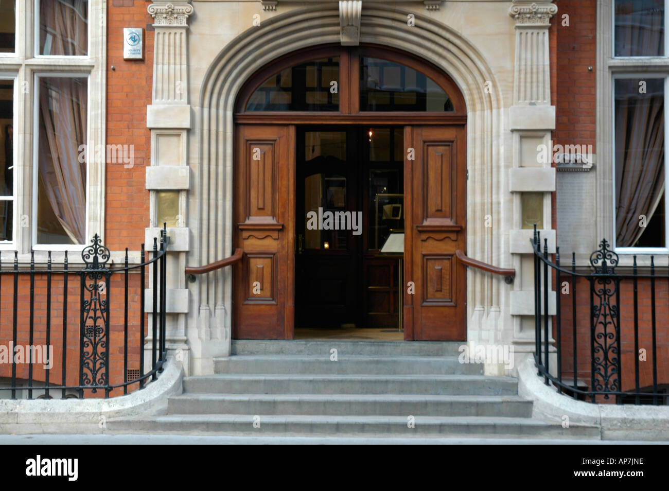 The Old Westminster Library Great Smith Street Stock Photo - Alamy