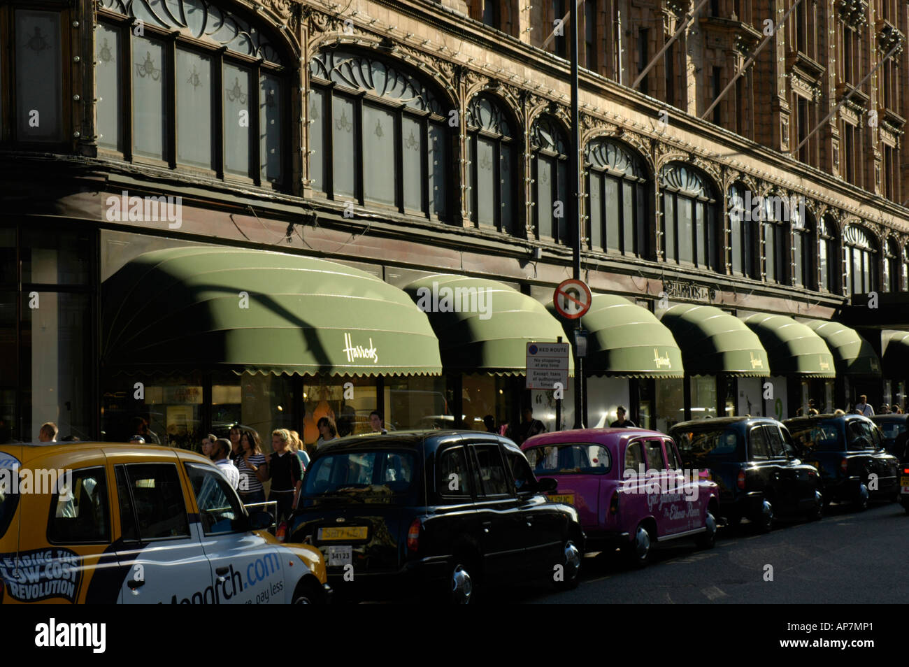 Victorian cabs hi-res stock photography and images - Alamy