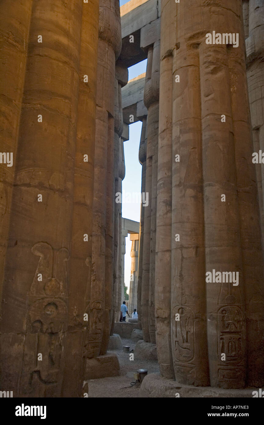 Fluted columns hi-res stock photography and images - Alamy