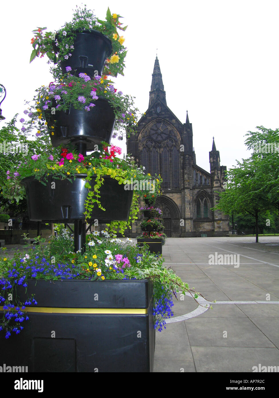 Glasgow Cathedral square Stock Photo - Alamy