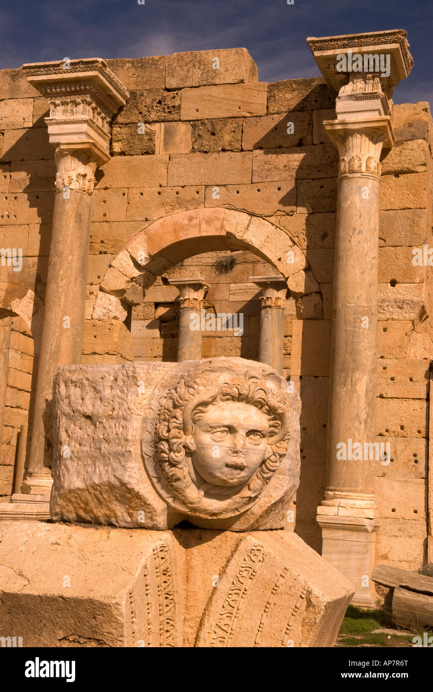 Medusa forum ruins leptis magna hi-res stock photography and images - Alamy