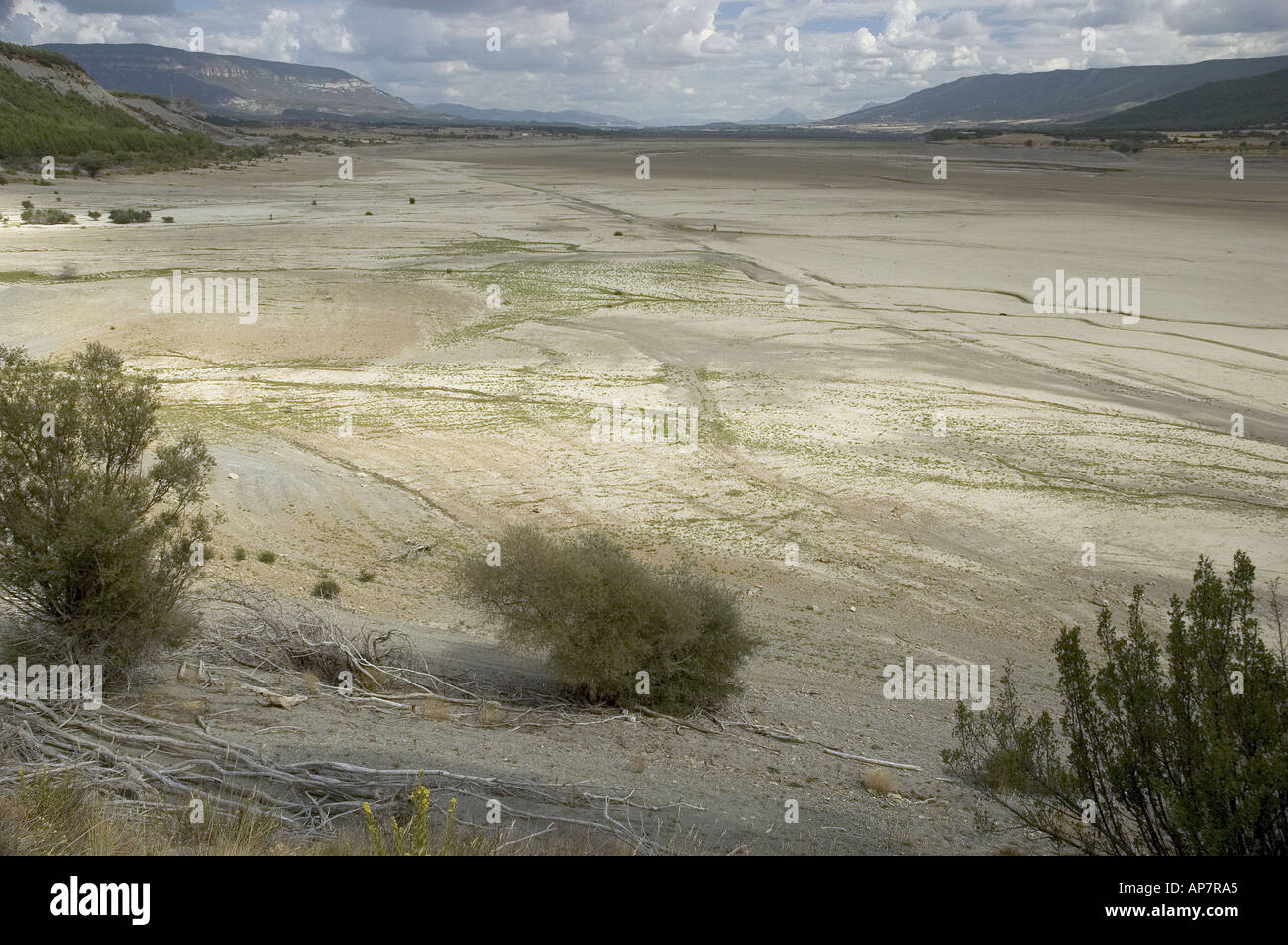 The bed of Navarra s Yesa reservoir lies cracked and desiccated after ...