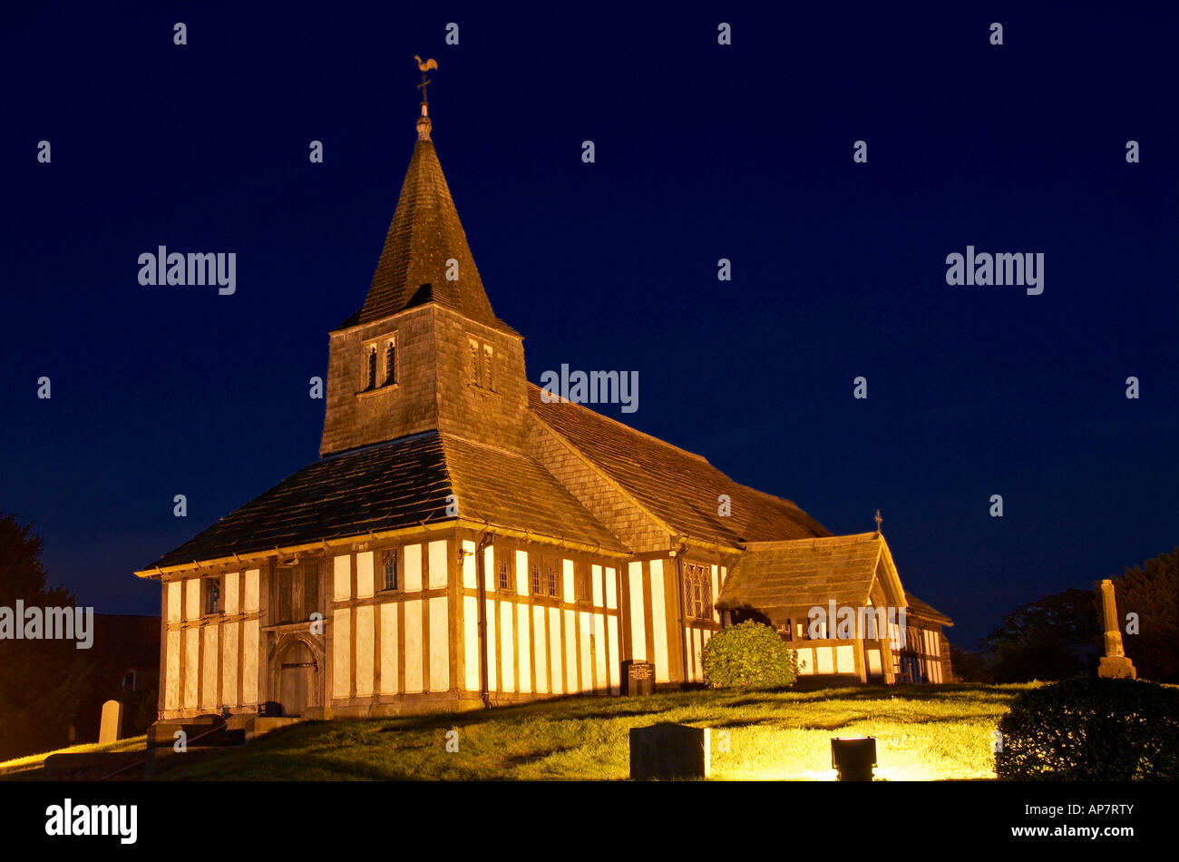 Cheshire village traffic hi-res stock photography and images - Alamy