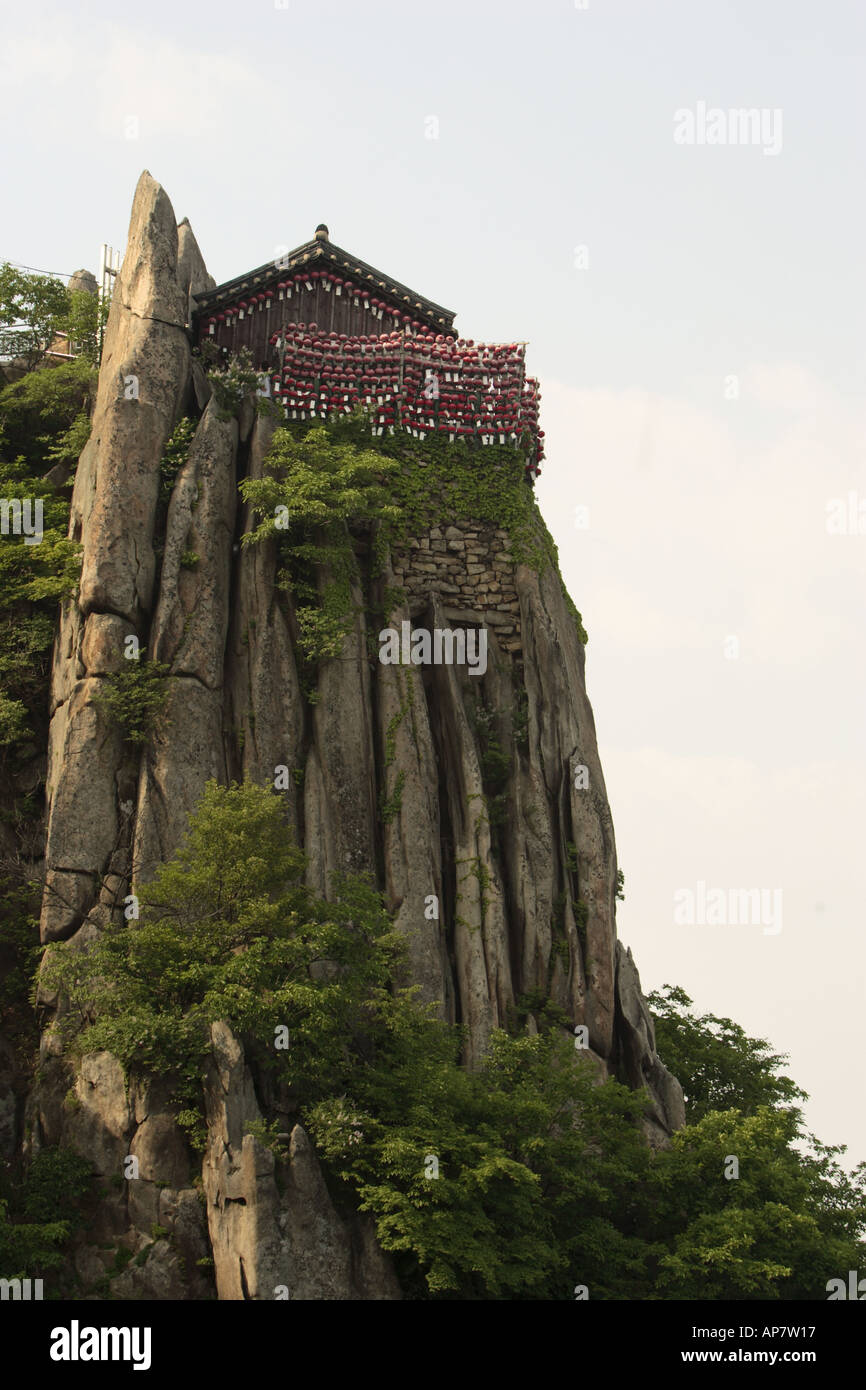 South Korea mountain Buddhist temple Stock Photo - Alamy