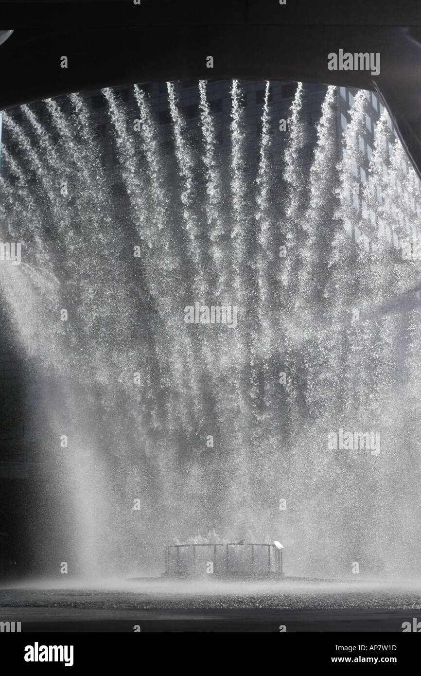 Suntec City Fountain of Wealth - The largest water fountain in the ...