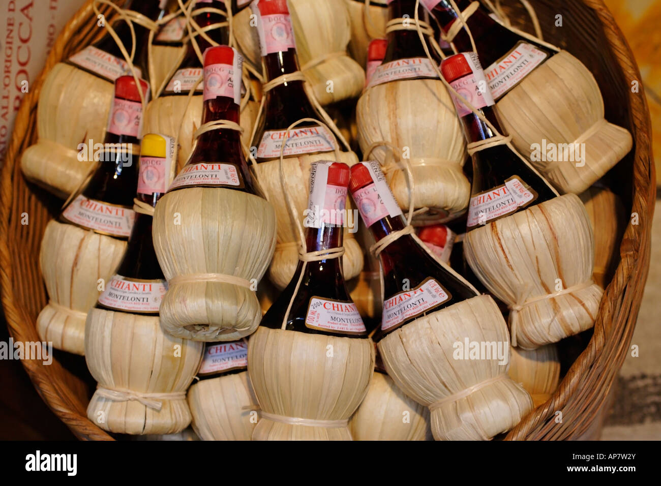 Bottles of Italian Chianti red wine, Tuscany, Italy Stock Photo - Alamy