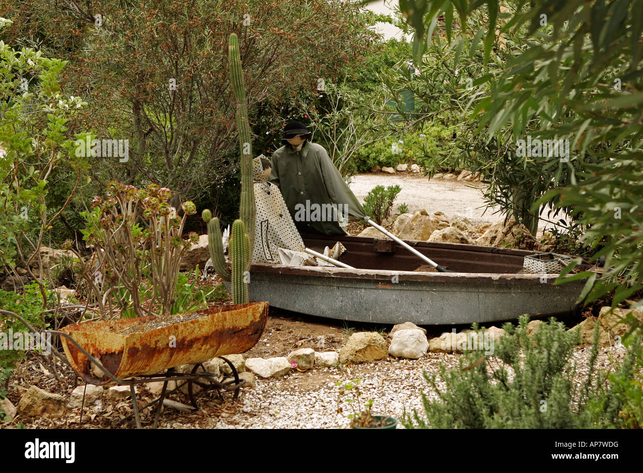 beached boat, Swan Reach, South Australia, Australia Stock Photo - Alamy