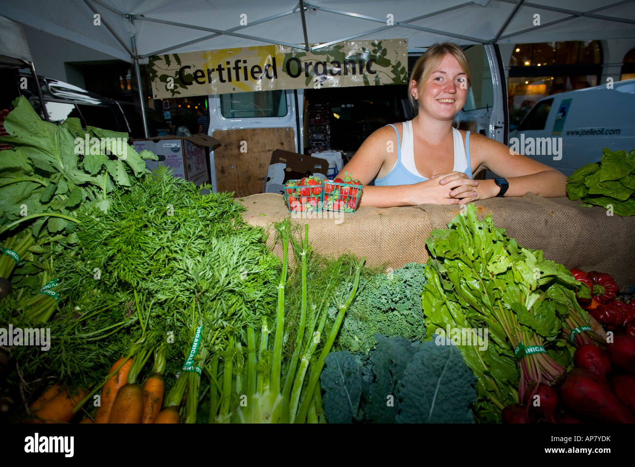 farmer's market vendor Stock Photo - Alamy