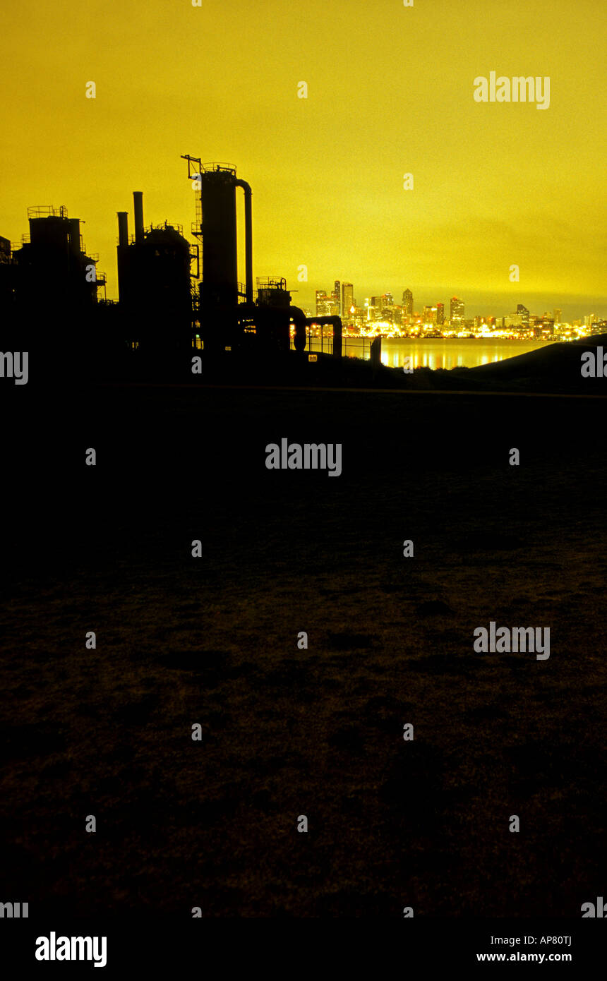 Industrial ruins of Seattle Gas Light Company at Gasworks Park with ...