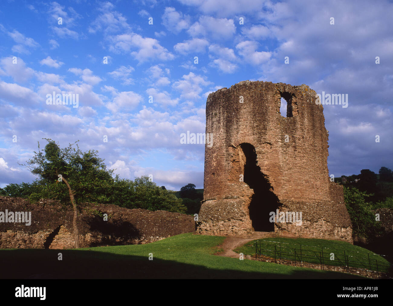 Three castles hi-res stock photography and images - Alamy