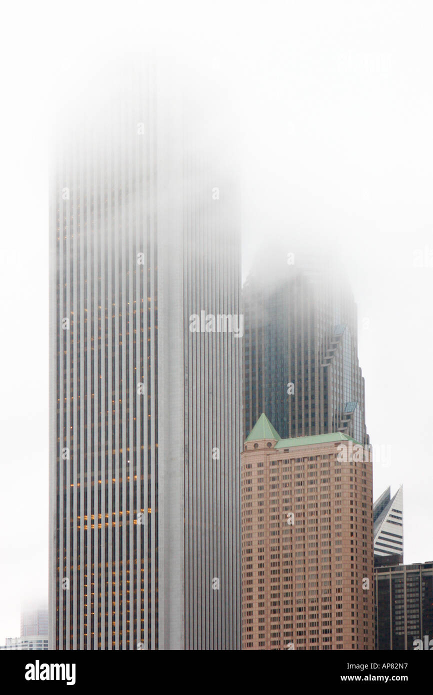 downtown chicago skyscrapers shrouded in clouds chicago loop downtown ...