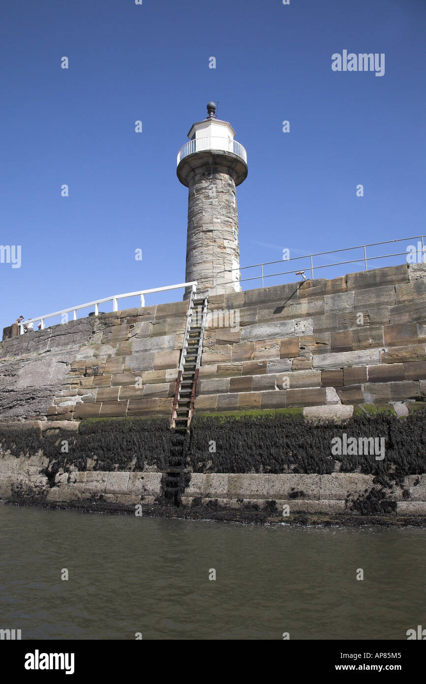 Whitby east pier lighthouse Stock Photo - Alamy