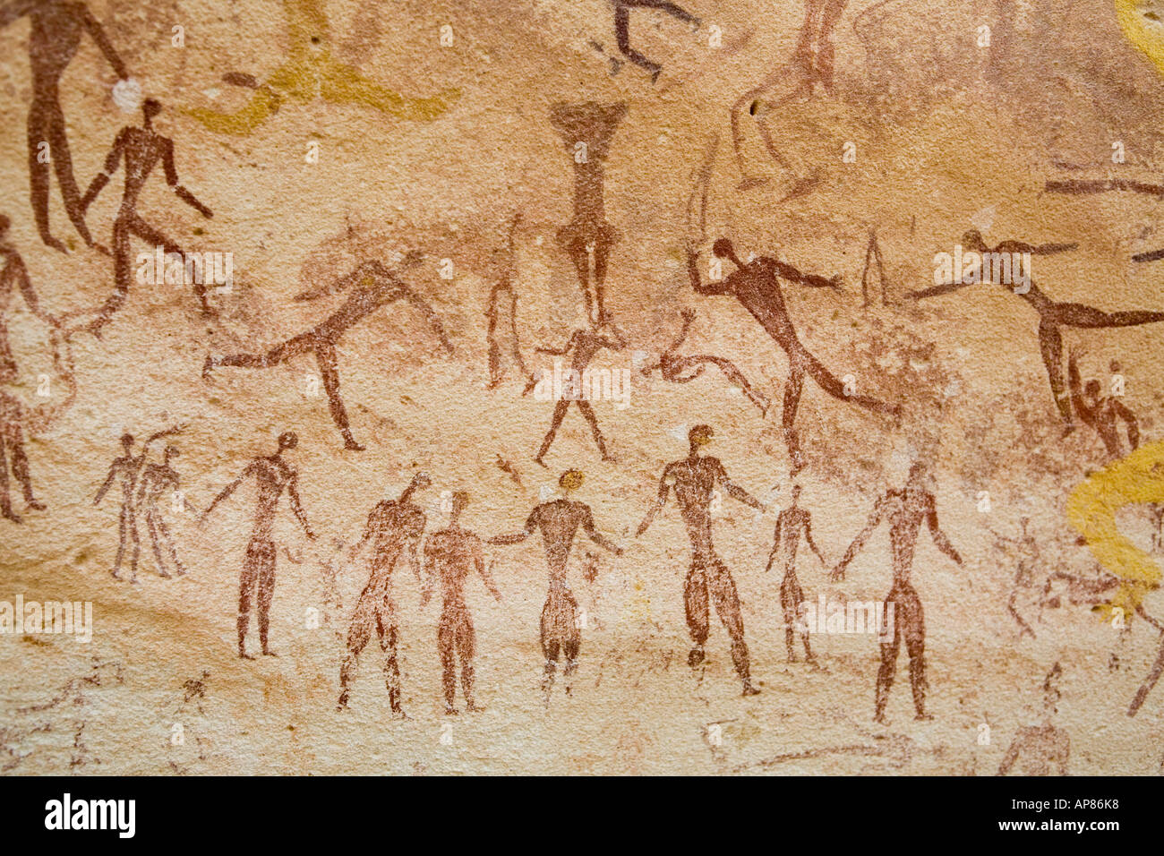 Families holding hands - Rock art, Mestekawi Cave, Gilf Kebir, Egypt's ...
