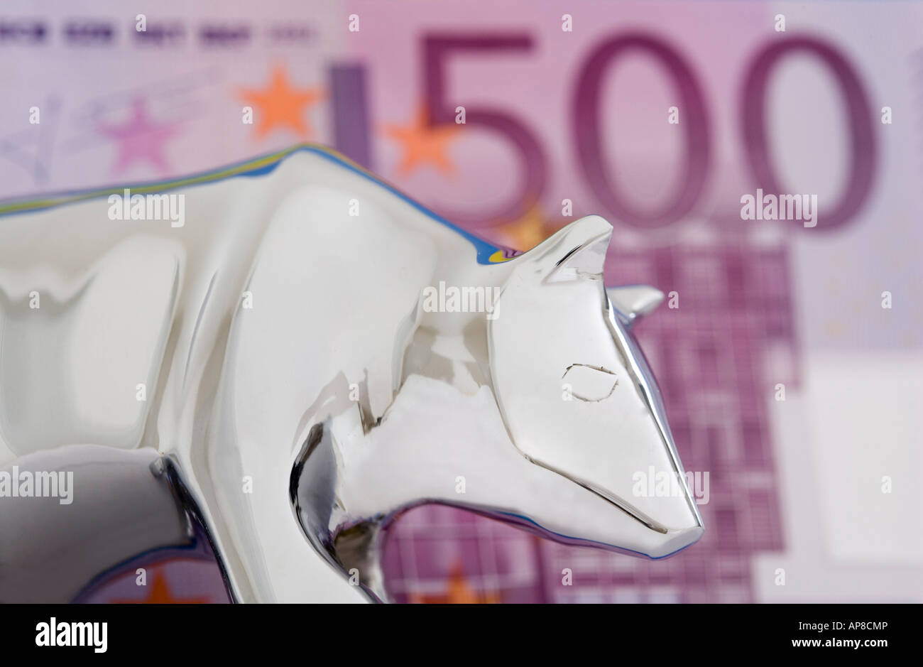 500 euro banknote hi-res stock photography and images - Alamy