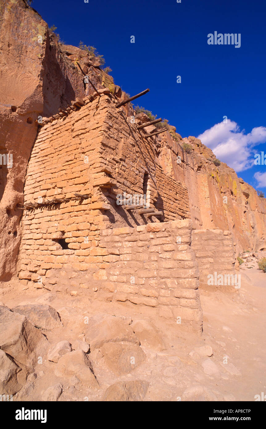 Santa clara indian pueblo hi-res stock photography and images - Alamy