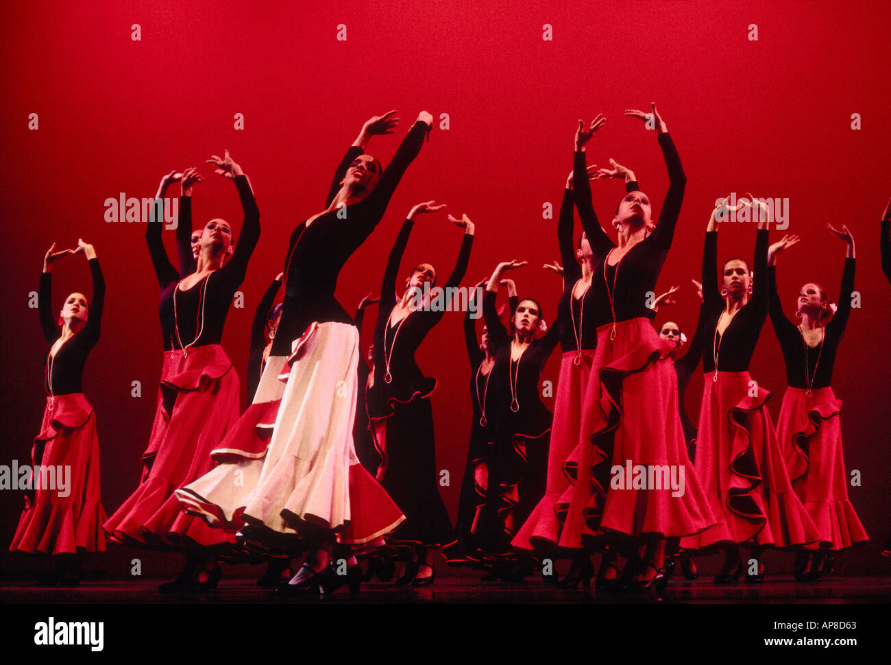 Spanish flamenco folk dancers performing Spain Stock Photo - Alamy