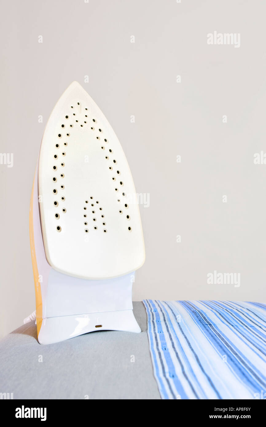 How iron hi-res stock photography and images - Alamy