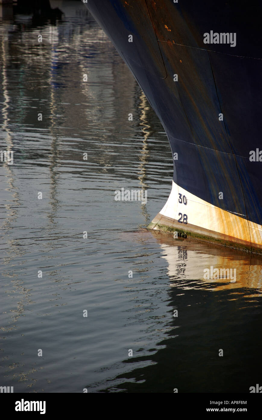 Plimsoll line and bow of boat in Plymouth harbour Stock Photo - Alamy