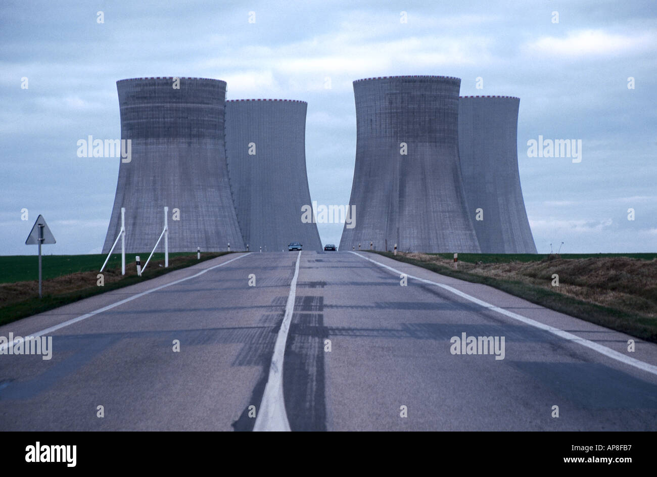 Temelin nuclear power station hi-res stock photography and images - Alamy