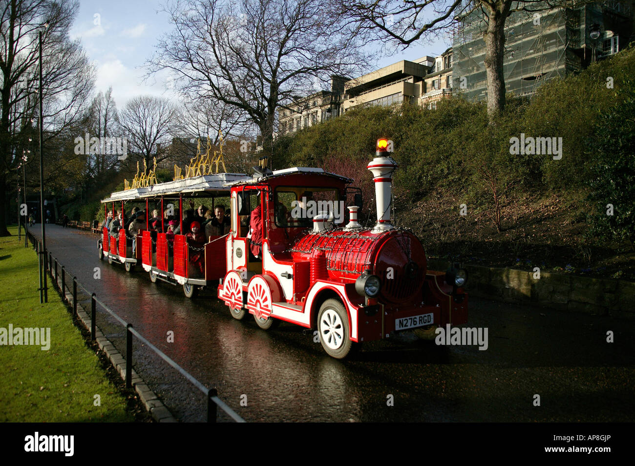 Princes street edinburgh train hi-res stock photography and images - Alamy