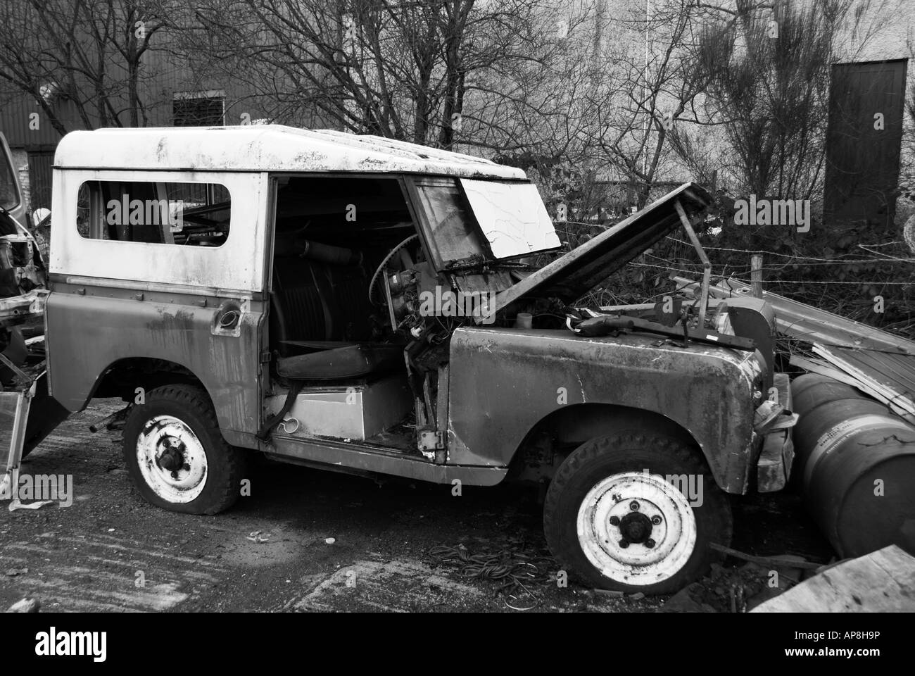 Very old land rover hi-res stock photography and images - Alamy