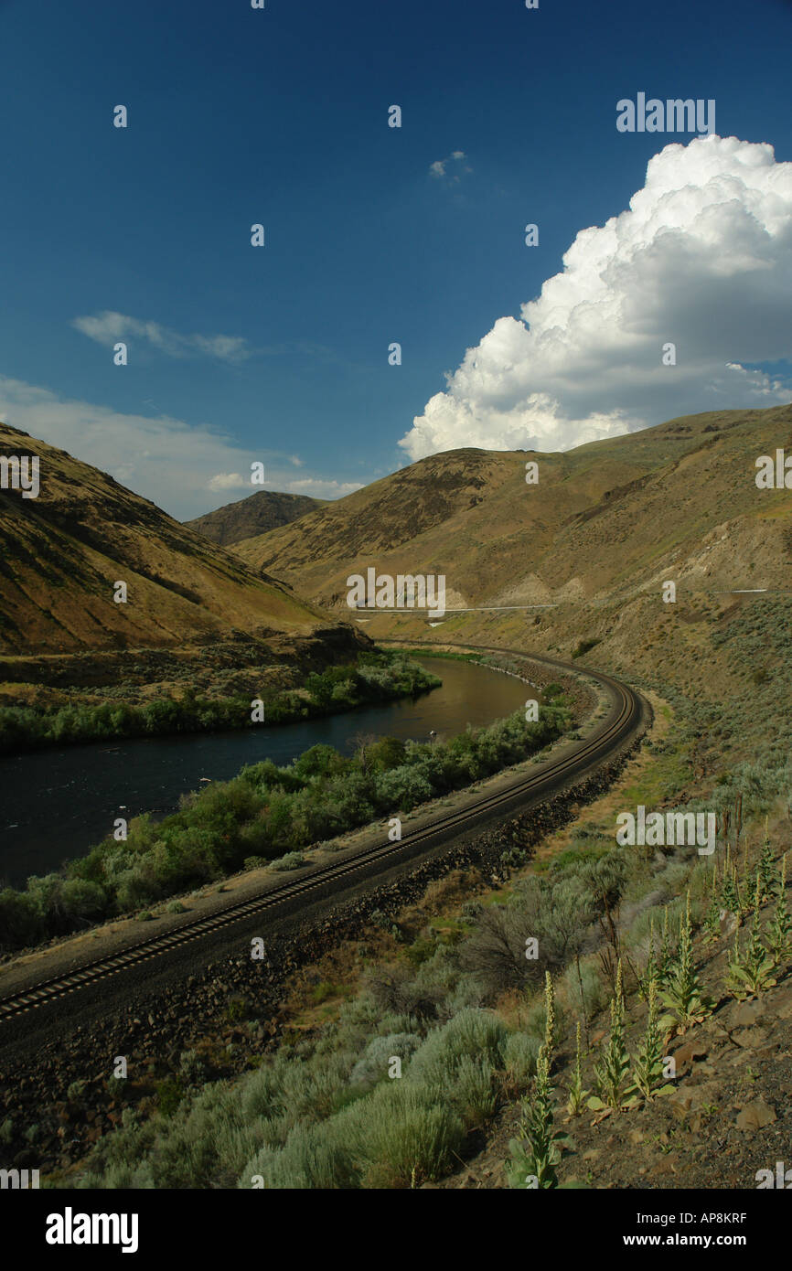 Yakima river canyon scenic byway hi-res stock photography and images ...