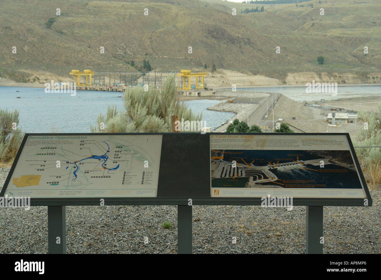 Wells dam hi-res stock photography and images - Alamy