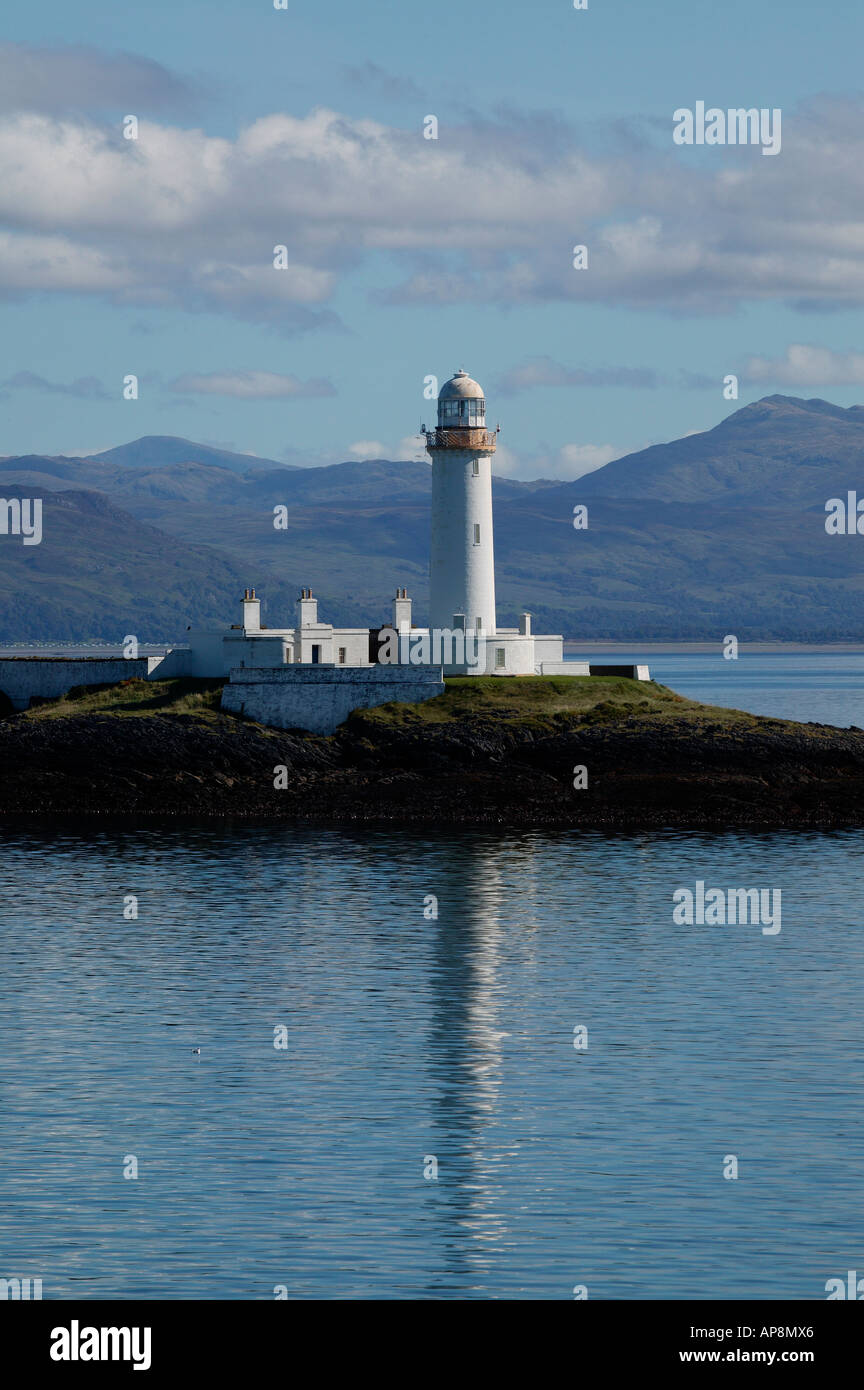The lighthouse lismore sound of mull scotland hi-res stock photography ...